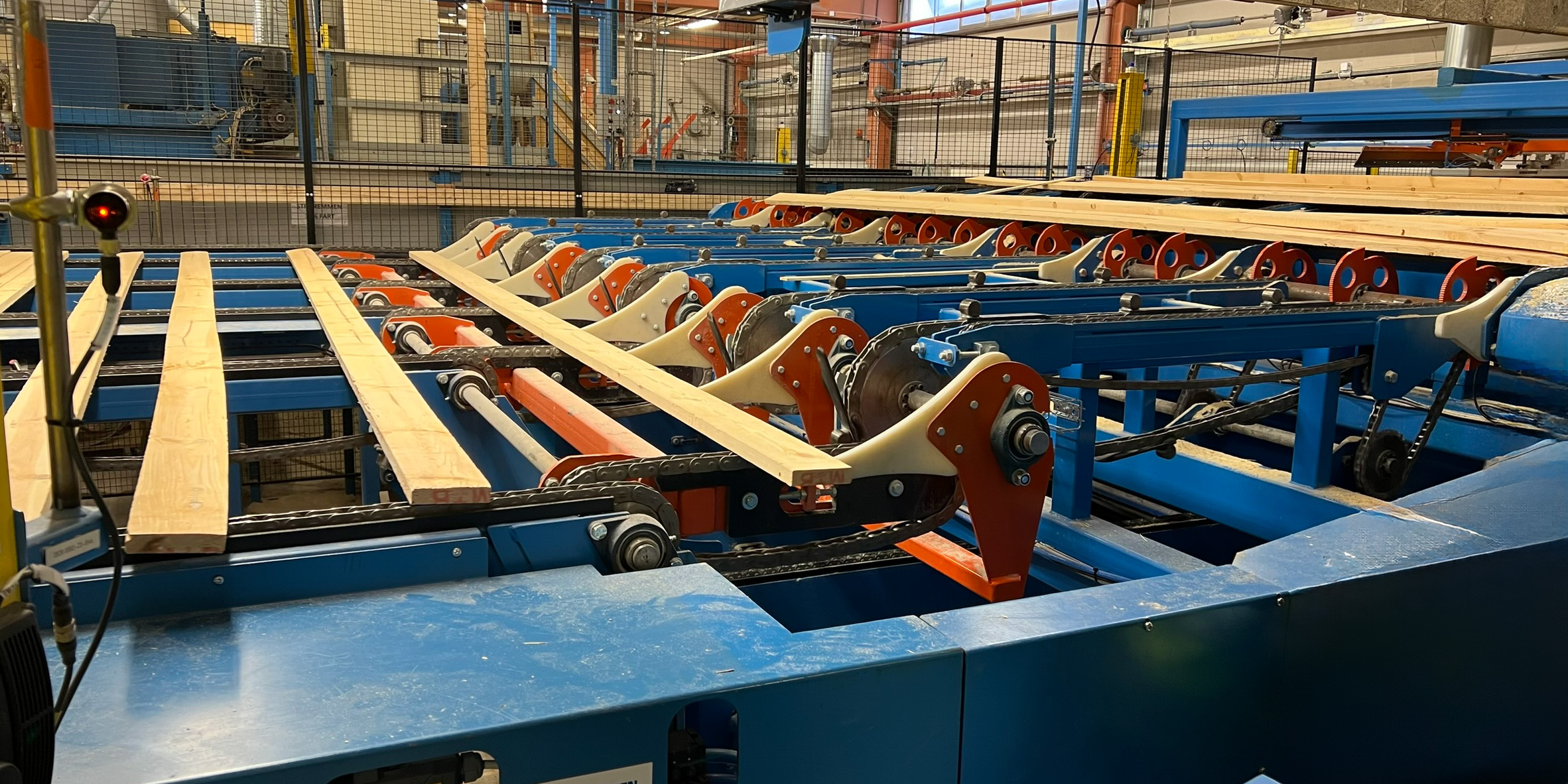 Rebuilt Planer Feeder for More Efficient Production - Renholmen